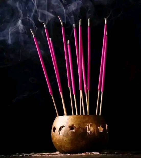 Uses Of Incense – DIBIA NWANGWU UCHENDU